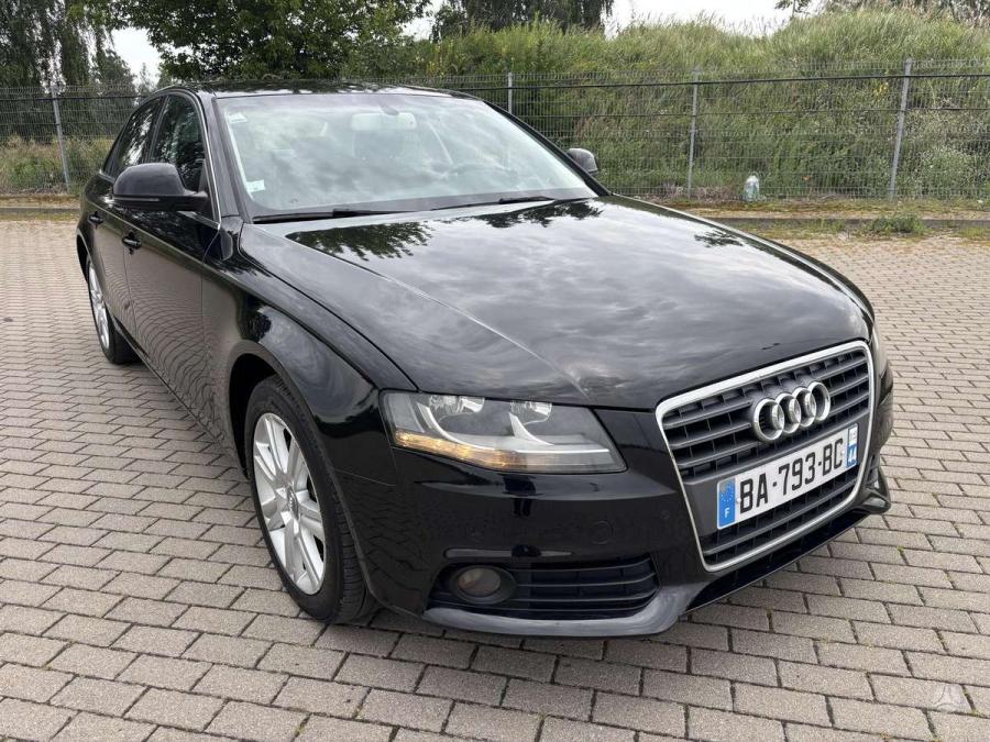 Black Audi A4 2008 in Marijampole, with an engine capacity of 1.97 L and mileage of 299 thousand km for 4300 €, photo 4 on AUTOMOTO.COM.LV