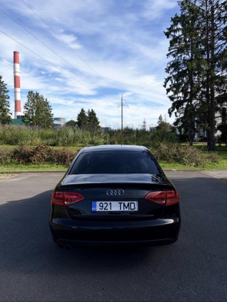 Melns Audi A4 2008 Tallina, ar dzinēja tilpumu 0.00 L un nobraukumu 372 tūkst. km par 3000 €, foto 3 vietnē AUTOMOTO.COM.LV