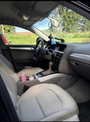 Melns Audi A4 2008 Tallina, ar dzinēja tilpumu 0.00 L un nobraukumu 372 tūkst. km par 3000 €, foto 7 vietnē AUTOMOTO.COM.LV