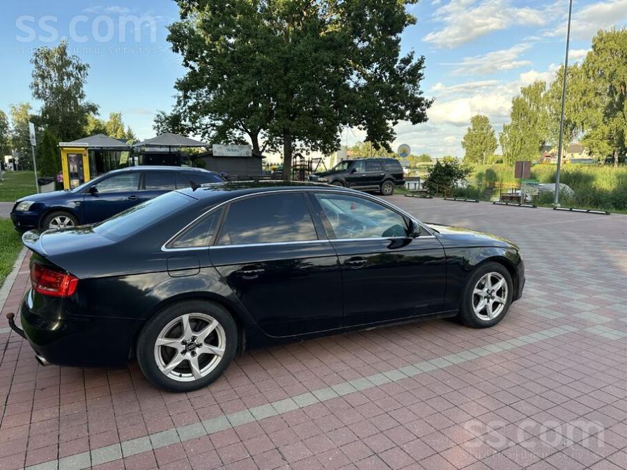 Black Audi A4 2008 in Riga, with an engine capacity of 2.70 L and mileage of 322 thousand km for 4600 €, photo 6 on AUTOMOTO.COM.LV