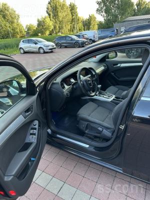 Black Audi A4 2008 in Riga, with an engine capacity of 2.70 L and mileage of 322 thousand km for 4600 €, photo 8 on AUTOMOTO.COM.LV