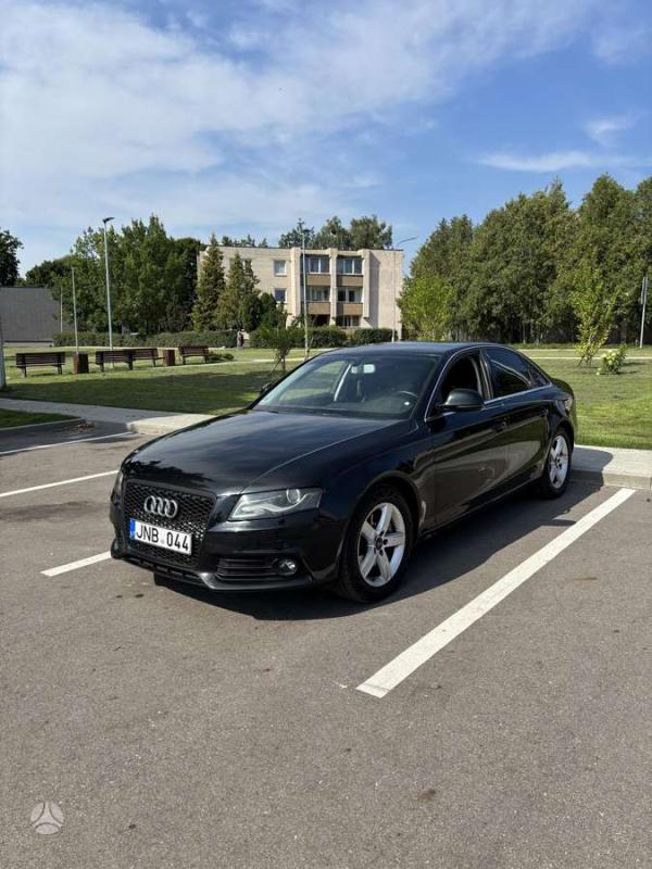 Black Audi A4 2008 in Kaunas, with an engine capacity of 2.70 L and mileage of 348 thousand km for 5200 €, photo 2 on AUTOMOTO.COM.LV