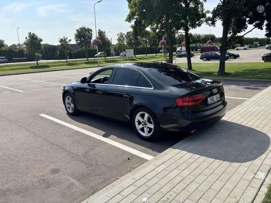 Melns Audi A4 2008 Kauņa, ar dzinēja tilpumu 2.70 L un nobraukumu 348 tūkst. km par 5200 €, foto 5 vietnē AUTOMOTO.COM.LV