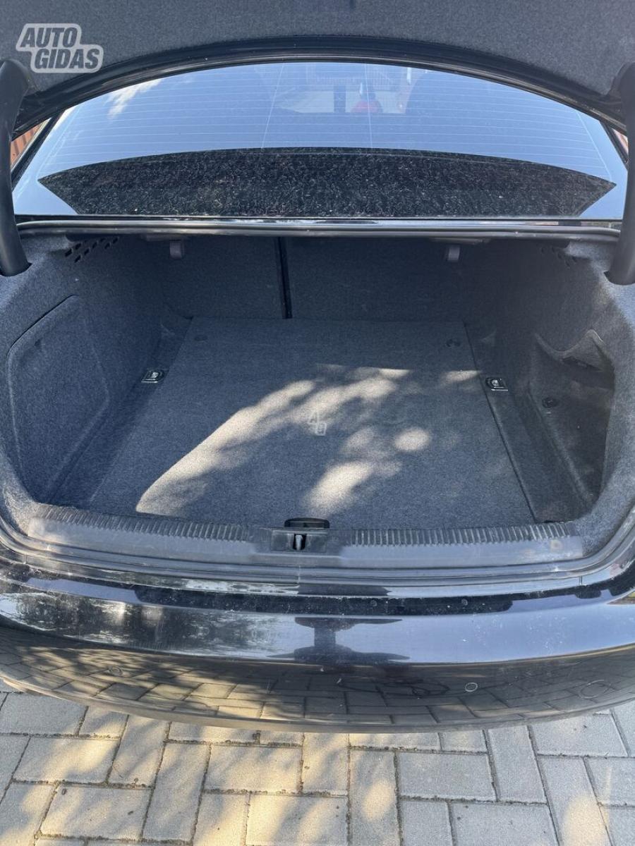 Black Audi A4 2008 in Vilnius, with an engine capacity of 2.00 L and mileage of 267 thousand km for 5600 €, photo 24 on AUTOMOTO.COM.LV