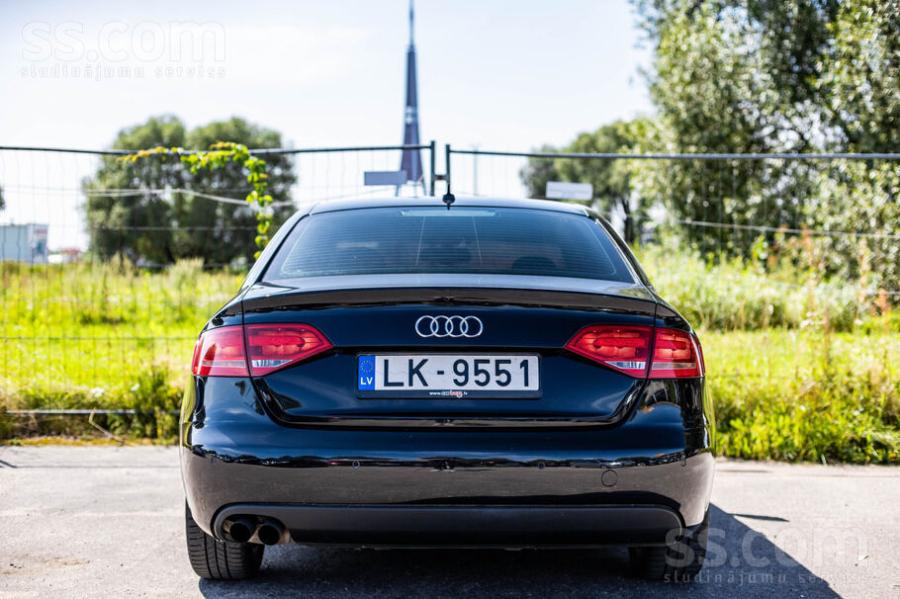 Melns Audi A4 2008 Rīga, ar dzinēja tilpumu 1.80 L un nobraukumu 301 tūkst. km par 5990 €, foto 9 vietnē AUTOMOTO.COM.LV