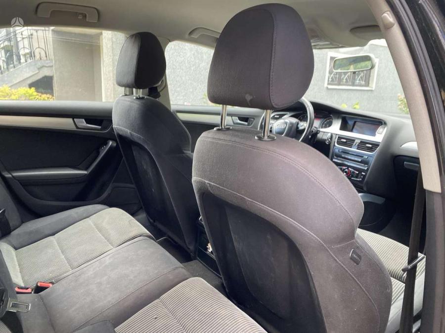 Black Audi A4 2008 in Siauliai, with an engine capacity of 1.97 L and mileage of 280 thousand km for 3499 €, photo 10 on AUTOMOTO.COM.LV