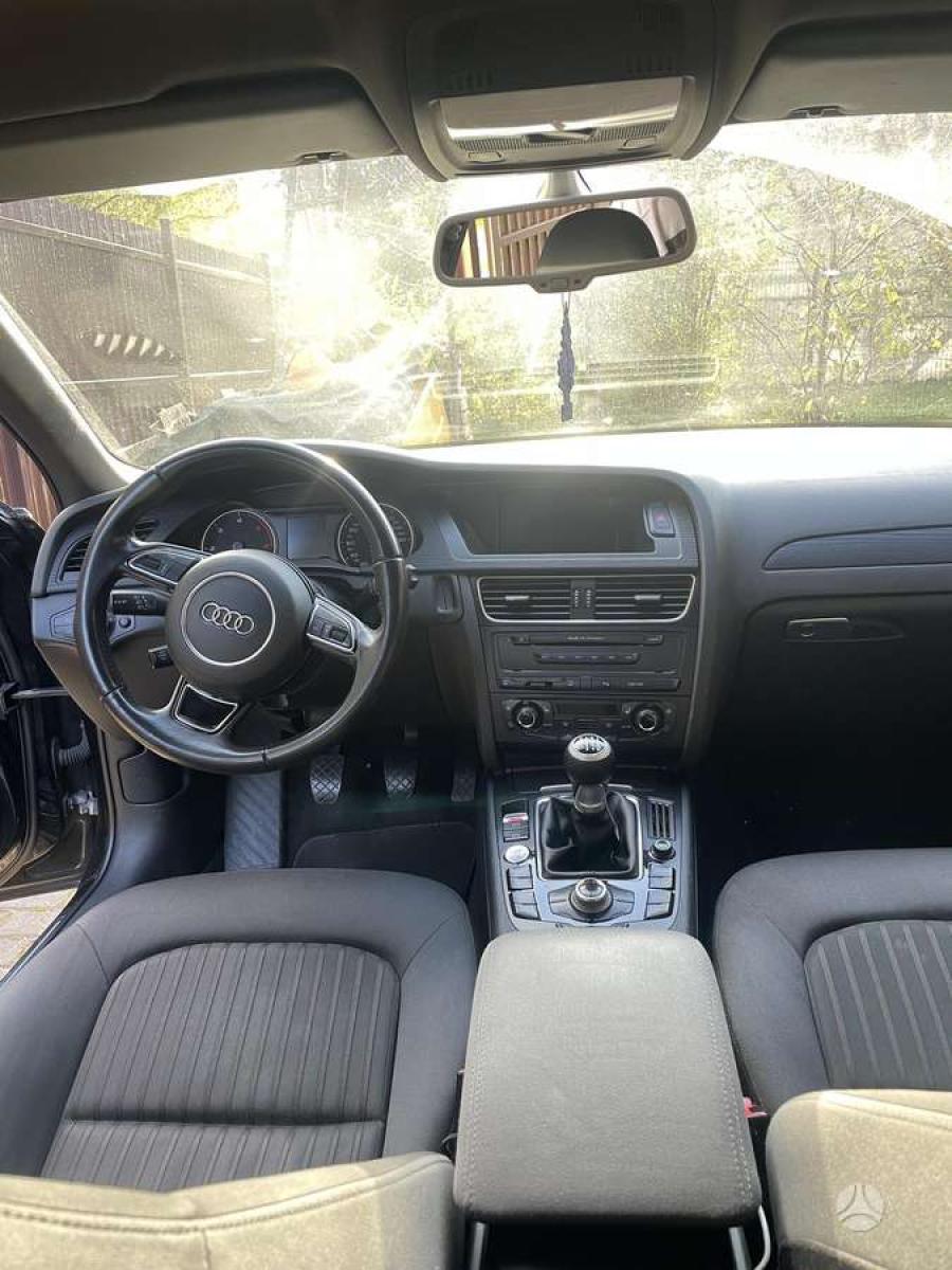 Black Audi A4 2008 in Klaipeda, with an engine capacity of 2.97 L and mileage of 302 thousand km for 5000 €, photo 16 on AUTOMOTO.COM.LV