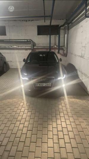 Black Audi A4 2008 in Klaipeda, with an engine capacity of 2.97 L and mileage of 302 thousand km for 5000 €, photo 23 on AUTOMOTO.COM.LV