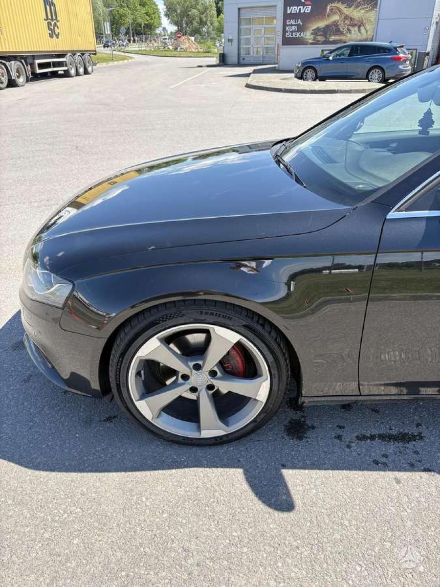 Black Audi A4 2008 in Klaipeda, with an engine capacity of 2.97 L and mileage of 302 thousand km for 5000 €, photo 34 on AUTOMOTO.COM.LV