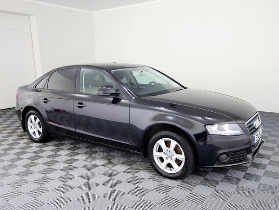 Melns Audi A4 2008 Tallina, ar dzinēja tilpumu 1.80 L un nobraukumu 158 tūkst. km par 4199 €, foto 1 vietnē AUTOMOTO.COM.LV