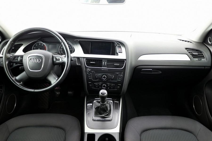 Melns Audi A4 2008 Tallina, ar dzinēja tilpumu 1.80 L un nobraukumu 158 tūkst. km par 4199 €, foto 13 vietnē AUTOMOTO.COM.LV