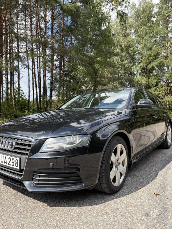 Melns Audi A4 2008 Viļņa, ar dzinēja tilpumu 2.00 L un nobraukumu 358 tūkst. km par 4000 €, foto 8 vietnē AUTOMOTO.COM.LV