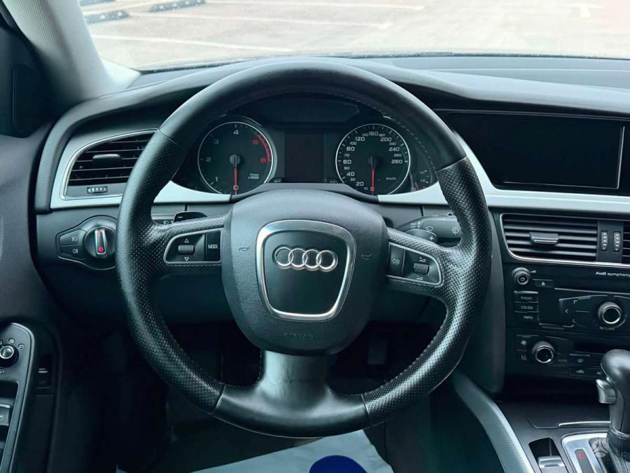 Черный Ауди А4 2008 в Вильнюс, объемом двигателя 2.70 л и пробегом 310 тыс. км за 3700 €, фото 9 на AUTOMOTO.COM.LV