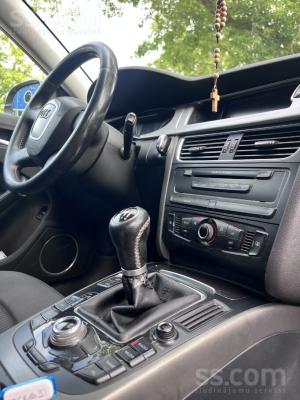Black Audi A4 2008 in Daugavpils, with an engine capacity of 2.00 L and mileage of 302 thousand km for 4600 €, photo 10 on AUTOMOTO.COM.LV