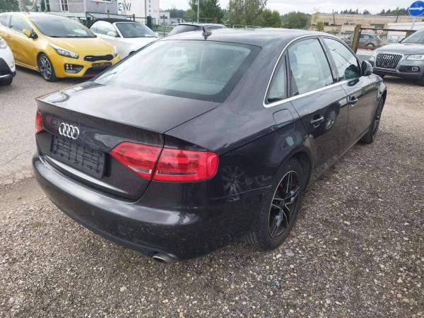 Melns Audi A4 2008 Utena, ar dzinēja tilpumu 2.70 L un nobraukumu 308 tūkst. km par 2200 €, foto 6 vietnē AUTOMOTO.COM.LV