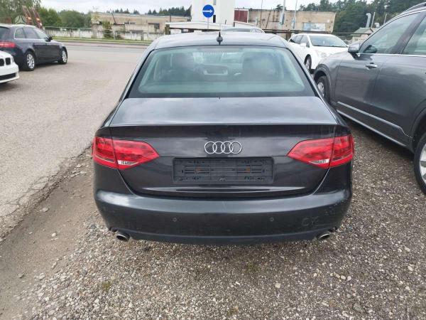 Melns Audi A4 2008 Utena, ar dzinēja tilpumu 2.70 L un nobraukumu 308 tūkst. km par 2200 €, foto 7 vietnē AUTOMOTO.COM.LV