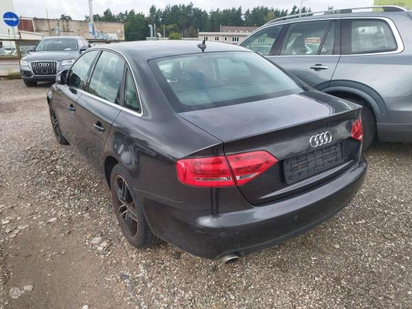 Melns Audi A4 2008 Utena, ar dzinēja tilpumu 2.70 L un nobraukumu 308 tūkst. km par 2200 €, foto 8 vietnē AUTOMOTO.COM.LV