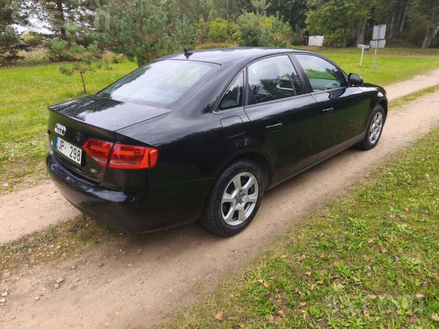 Melns Audi A4 2008 Bauska, ar dzinēja tilpumu 1.80 L un nobraukumu 265 tūkst. km par 2800 €, foto 4 vietnē AUTOMOTO.COM.LV