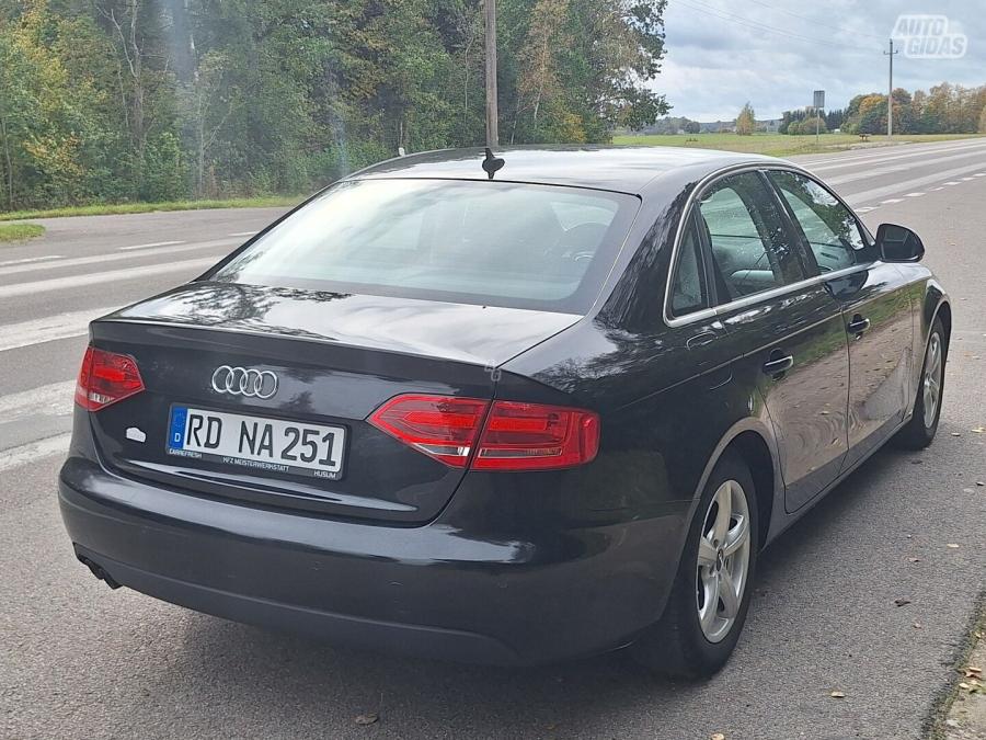 Melns Audi A4 2008 Mažeikiai, ar dzinēja tilpumu 2.00 L un nobraukumu 264 tūkst. km par 4650 €, foto 8 vietnē AUTOMOTO.COM.LV