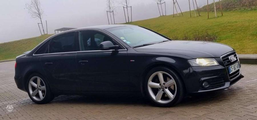 Black Audi A4 2009 in Vilnius, with an engine capacity of 2.97 L and mileage of 313 thousand km for 5950 €, photo 5 on AUTOMOTO.COM.LV