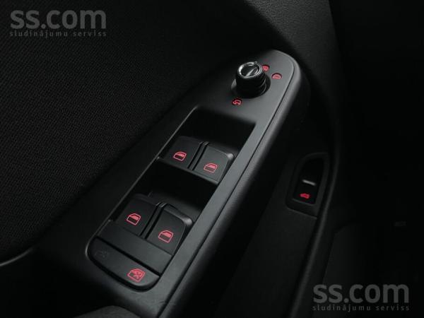 Black Audi A4 2009 in Riga, with an engine capacity of 2.00 L and mileage of 259 thousand km for 5400 €, photo 10 on AUTOMOTO.COM.LV