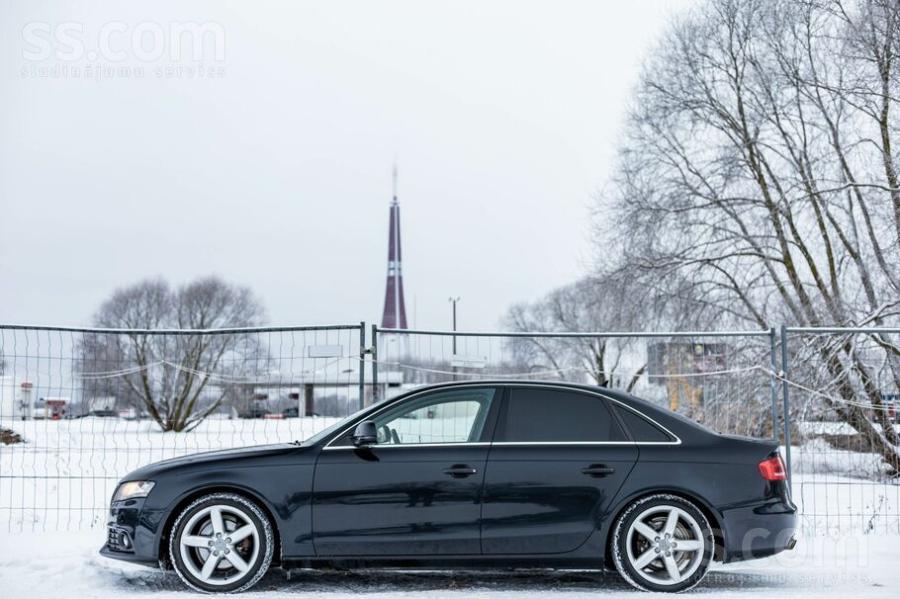 Black Audi A4 2009 in Riga, with an engine capacity of 2.00 L and mileage of 318 thousand km for 7690 €, photo 4 on AUTOMOTO.COM.LV