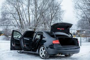 Black Audi A4 2009 in Riga, with an engine capacity of 2.00 L and mileage of 318 thousand km for 7690 €, photo 9 on AUTOMOTO.COM.LV