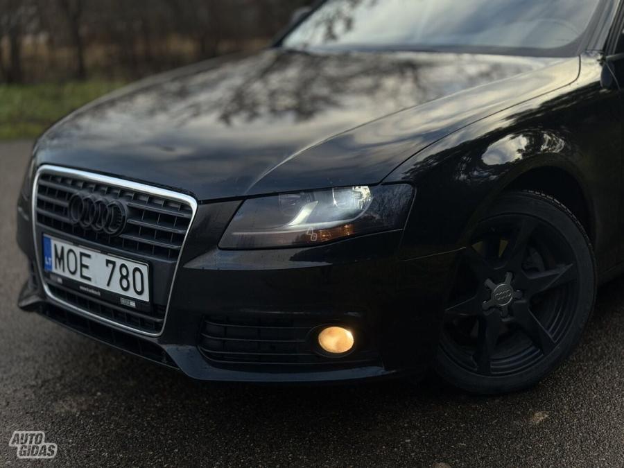 Black Audi A4 2009 in Kaunas, with an engine capacity of 2.00 L and mileage of 310 thousand km for 4200 €, photo 4 on AUTOMOTO.COM.LV