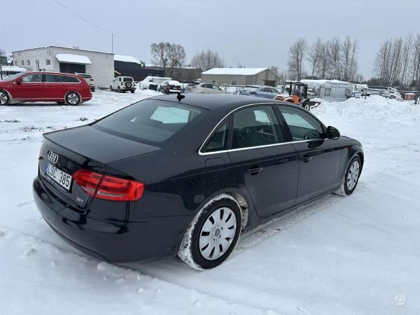 Black Audi A4 2009 in Kaunas, with an engine capacity of 1.80 L and mileage of 221 thousand km for 2650 €, photo 6 on AUTOMOTO.COM.LV