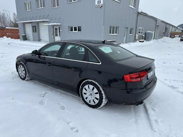 Black Audi A4 2009 in Kaunas, with an engine capacity of 1.80 L and mileage of 221 thousand km for 2650 €, photo 7 on AUTOMOTO.COM.LV