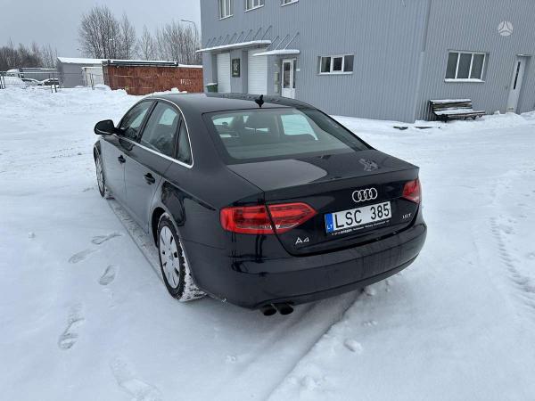 Black Audi A4 2009 in Kaunas, with an engine capacity of 1.80 L and mileage of 221 thousand km for 2650 €, photo 8 on AUTOMOTO.COM.LV