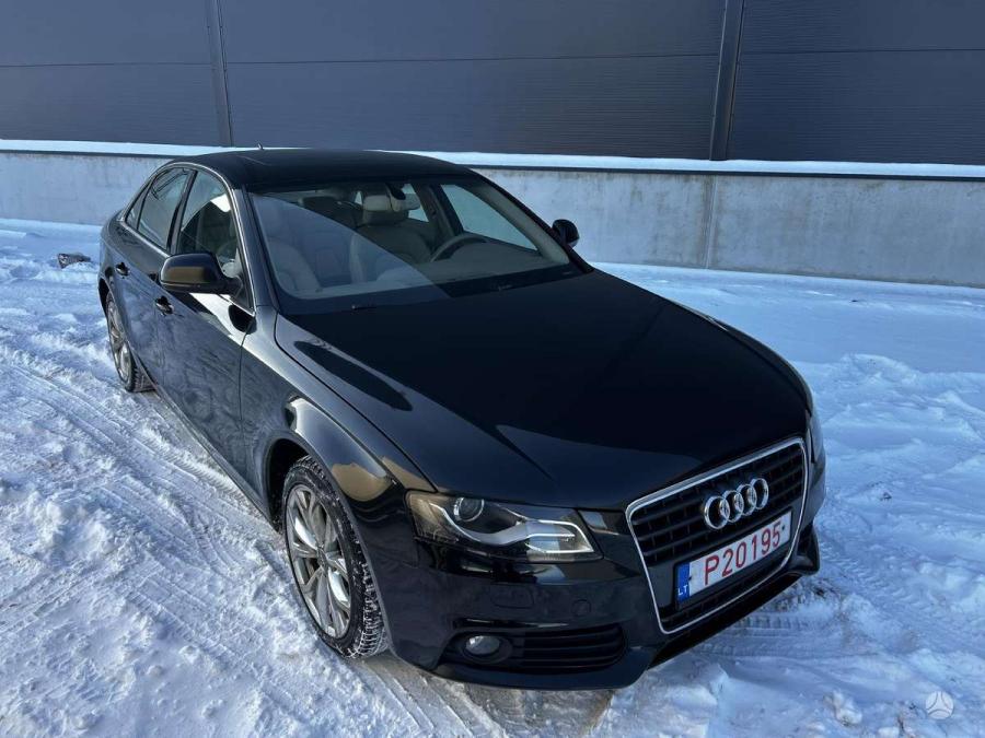 Black Audi A4 2009 in Siauliai, with an engine capacity of 1.98 L and mileage of 239 thousand km for 4390 €, photo 2 on AUTOMOTO.COM.LV
