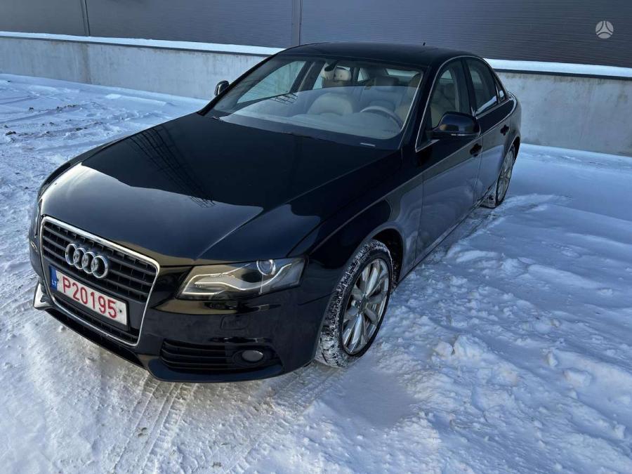 Black Audi A4 2009 in Siauliai, with an engine capacity of 1.98 L and mileage of 239 thousand km for 4390 €, photo 5 on AUTOMOTO.COM.LV