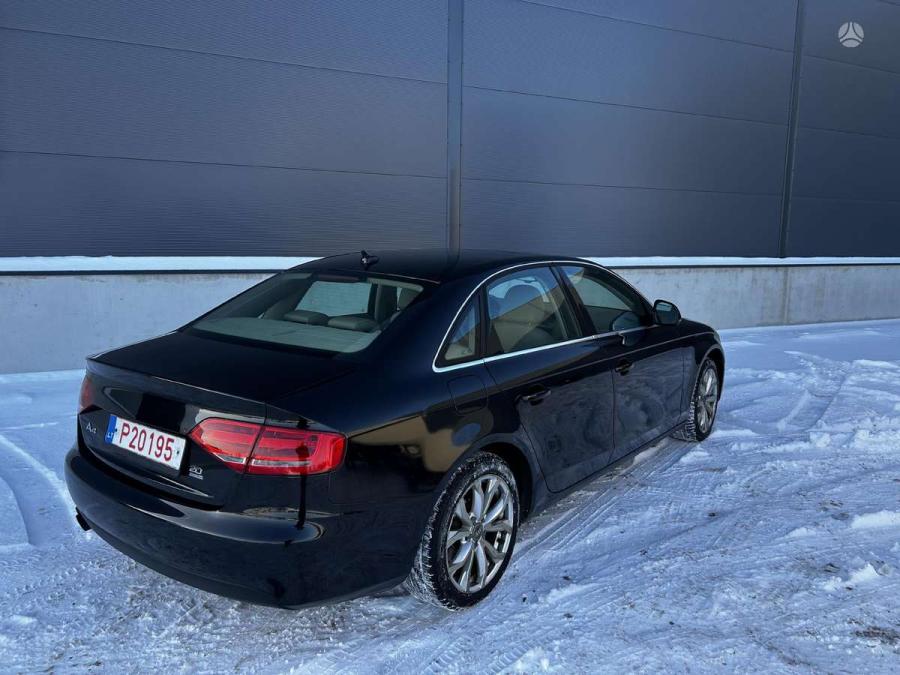 Black Audi A4 2009 in Siauliai, with an engine capacity of 1.98 L and mileage of 239 thousand km for 4390 €, photo 17 on AUTOMOTO.COM.LV