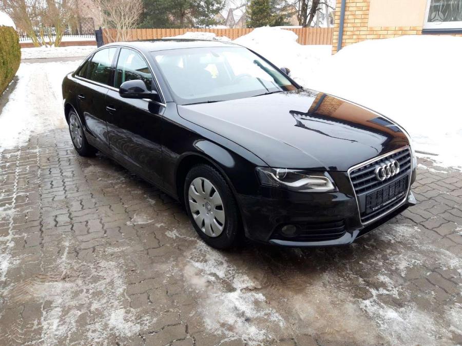 Black Audi A4 2009 in Siauliai, with an engine capacity of 1.80 L and mileage of 211 thousand km for 4699 €, photo 2 on AUTOMOTO.COM.LV