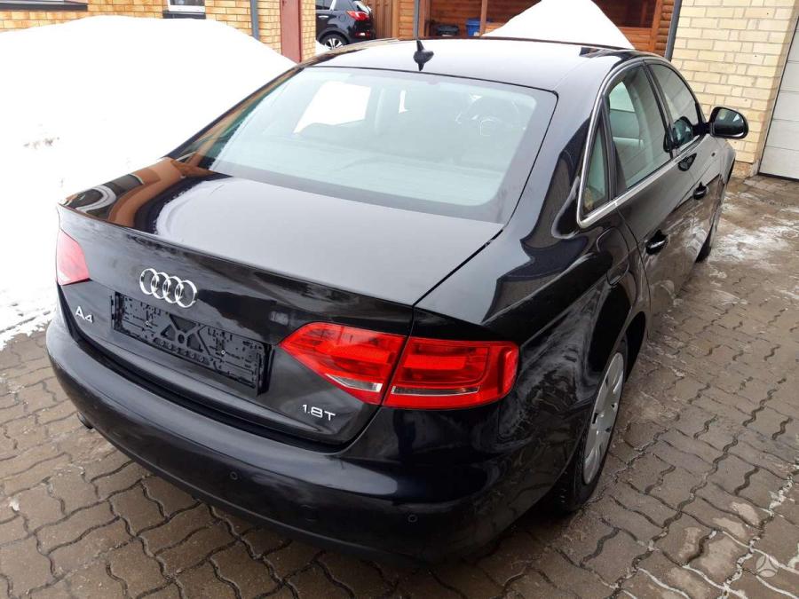 Black Audi A4 2009 in Siauliai, with an engine capacity of 1.80 L and mileage of 211 thousand km for 4699 €, photo 3 on AUTOMOTO.COM.LV