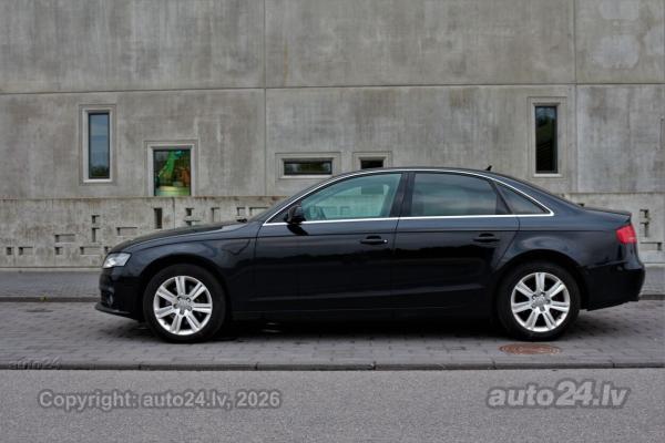 Melns Audi A4 2009 Tallina, ar dzinēja tilpumu 2.70 L un nobraukumu 381 tūkst. km par 4000 €, foto 3 vietnē AUTOMOTO.COM.LV
