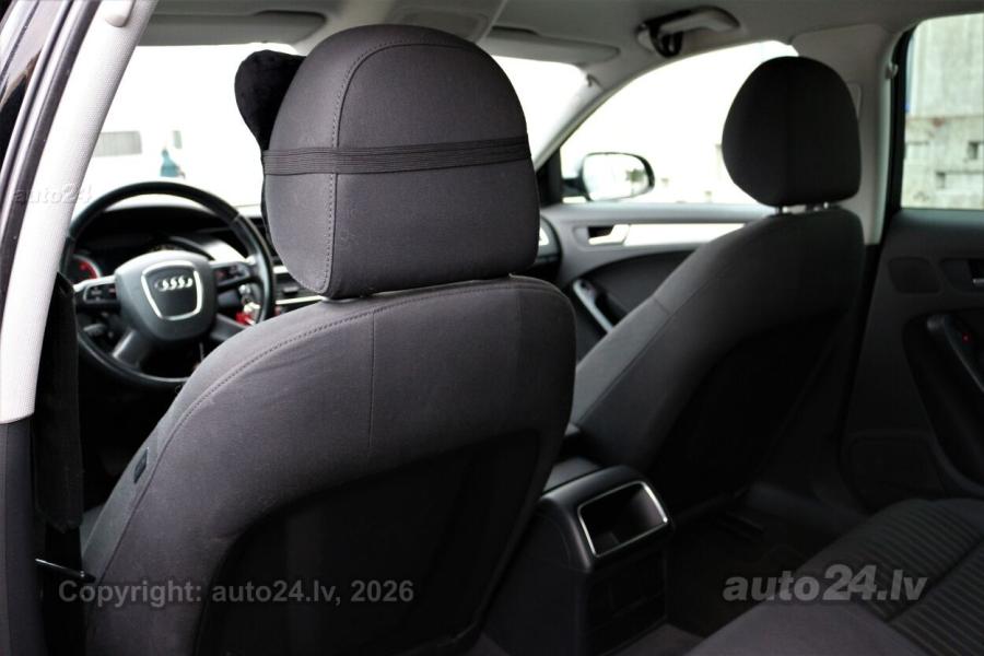 Melns Audi A4 2009 Tallina, ar dzinēja tilpumu 2.70 L un nobraukumu 381 tūkst. km par 4000 €, foto 14 vietnē AUTOMOTO.COM.LV