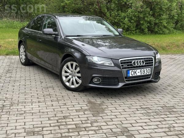 Black Audi A4 2009 in Riga, with an engine capacity of 3.00 L and mileage of 273 thousand km for 6699 €, photo 6 on AUTOMOTO.COM.LV