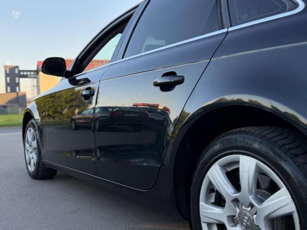 Black Audi A4 2009 in Kaunas, with an engine capacity of 1.97 L and mileage of 297 thousand km for 5000 €, photo 5 on AUTOMOTO.COM.LV
