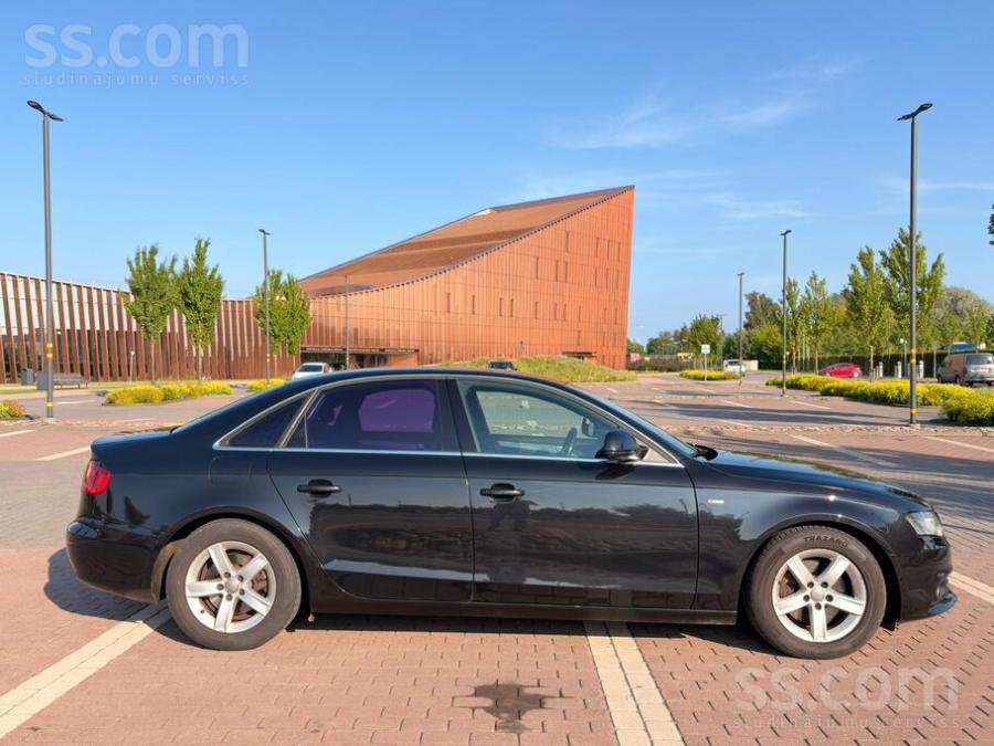 Melns Audi A4 2009 Ventspils, ar dzinēja tilpumu 2.00 L un nobraukumu 353 tūkst. km par 4500 €, foto 8 vietnē AUTOMOTO.COM.LV