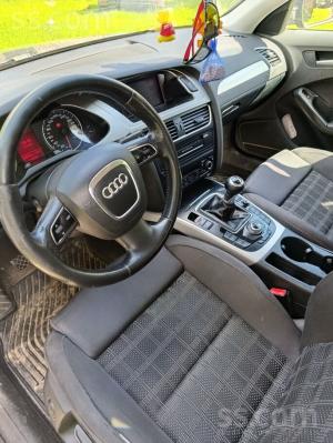 Melns Audi A4 2009 Rīga, ar dzinēja tilpumu 2.00 L un nobraukumu 338 tūkst. km par 4300 €, foto 12 vietnē AUTOMOTO.COM.LV