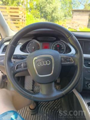 Melns Audi A4 2009 Rīga, ar dzinēja tilpumu 2.00 L un nobraukumu 338 tūkst. km par 3500 €, foto 15 vietnē AUTOMOTO.COM.LV