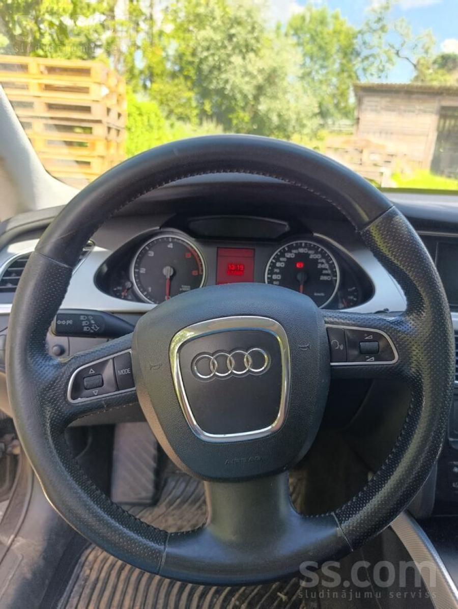Melns Audi A4 2009 Rīga, ar dzinēja tilpumu 2.00 L un nobraukumu 338 tūkst. km par 3500 €, foto 16 vietnē AUTOMOTO.COM.LV