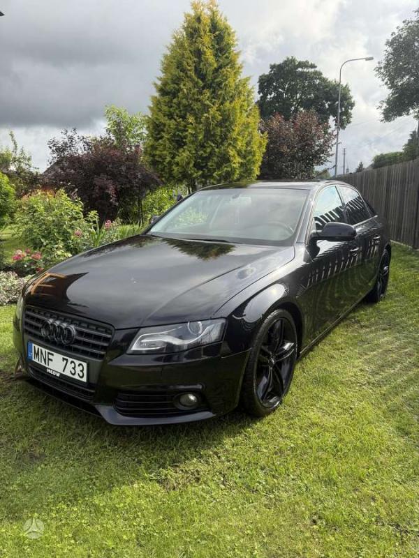 Black Audi A4 2009 in Vilnius, with an engine capacity of 1.97 L and mileage of 282 thousand km for 6800 €, photo 1 on AUTOMOTO.COM.LV
