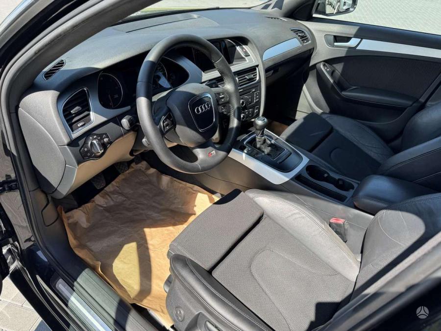Melns Audi A4 2009 Telšiai, ar dzinēja tilpumu 1.97 L un nobraukumu 254 tūkst. km par 6300 €, foto 17 vietnē AUTOMOTO.COM.LV