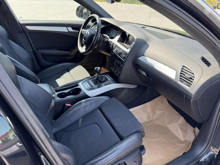 Melns Audi A4 2009 Telšiai, ar dzinēja tilpumu 1.97 L un nobraukumu 254 tūkst. km par 6300 €, foto 23 vietnē AUTOMOTO.COM.LV