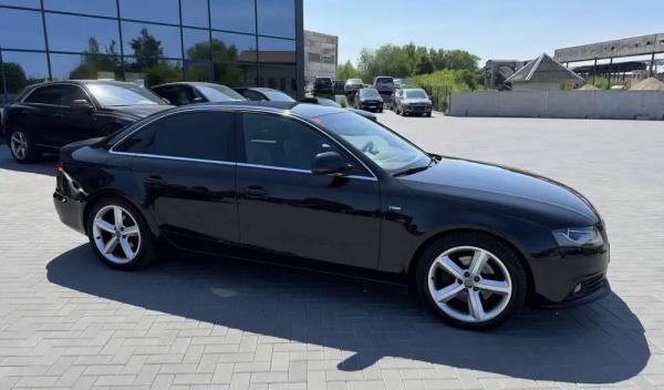 Melns Audi A4 2009 Telšiai, ar dzinēja tilpumu 2.00 L un nobraukumu 254 tūkst. km par 6290 €, foto 2 vietnē AUTOMOTO.COM.LV