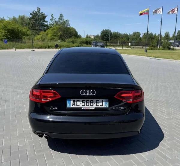 Melns Audi A4 2009 Telšiai, ar dzinēja tilpumu 2.00 L un nobraukumu 254 tūkst. km par 6290 €, foto 8 vietnē AUTOMOTO.COM.LV