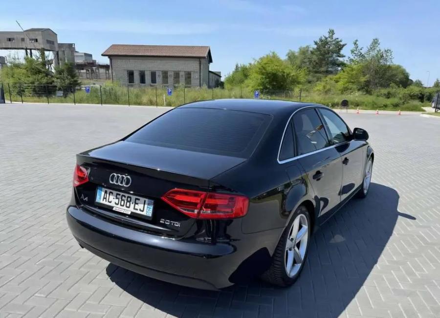 Melns Audi A4 2009 Telšiai, ar dzinēja tilpumu 2.00 L un nobraukumu 254 tūkst. km par 6290 €, foto 10 vietnē AUTOMOTO.COM.LV